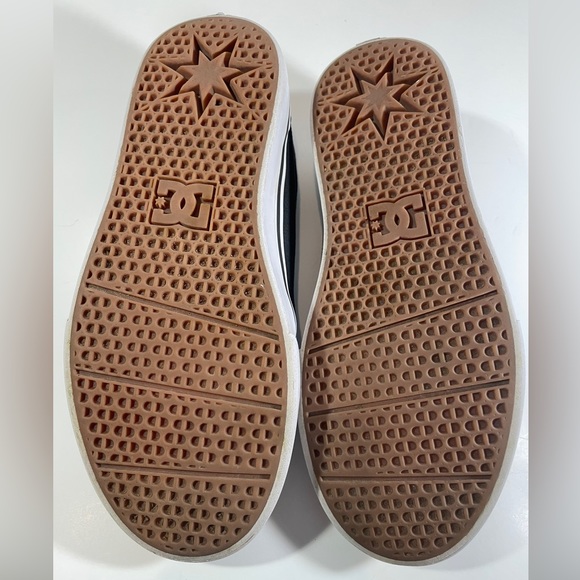 DC | Shoes | Dc Trace Tx Skateboarding Kids Size 55 Shoes | Poshmark